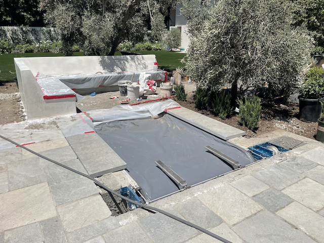 3 Benefits of Retractable Pool Covers