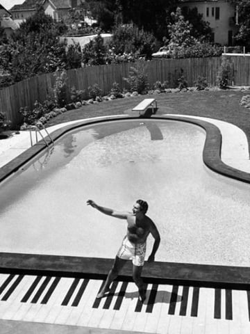 History of Swimming Pools in America: Shapes & Design Ideas
