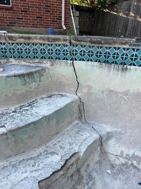 The Root Causes of Pool Cracks: Understanding the Problem and Preventing It
