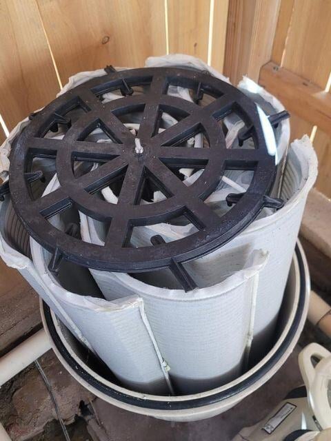 Pool Filters 101: Choosing the Best Filtration System for Your Pool